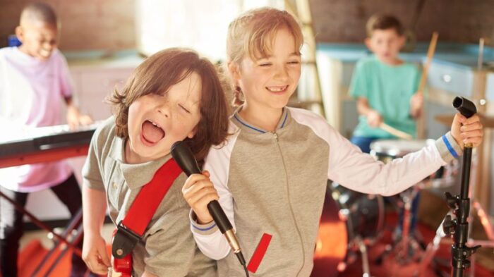 The Benefits of Integrating Music in the Classroom - The Teachers Academy